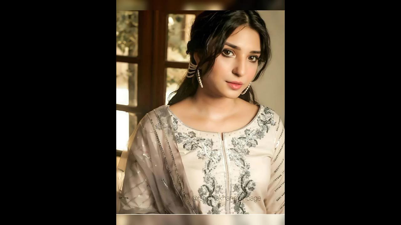 Rimsha khan and other Pakistani actresses.#cutefamily #viral#actress #drama - YouTube