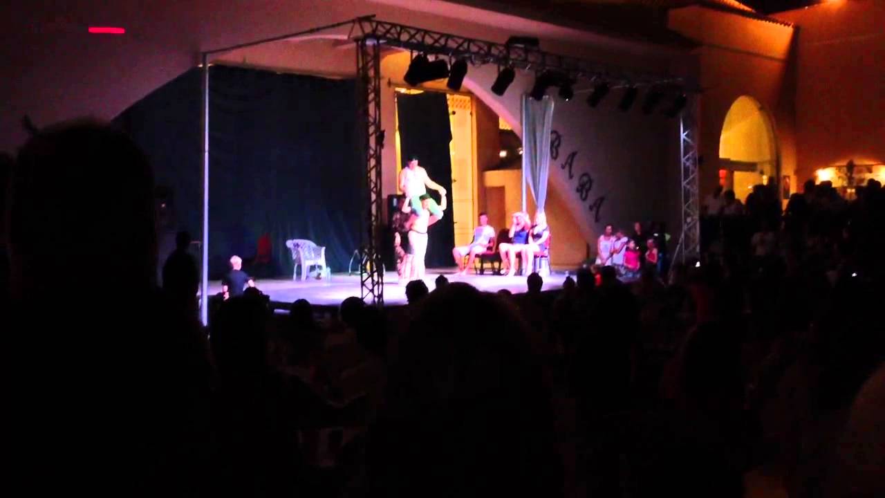 Unglaubliche Fakir Show (Part 2) - YouTube