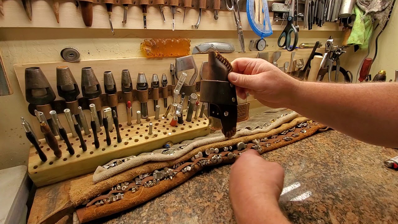 Quick draw knife sheath demo - YouTube