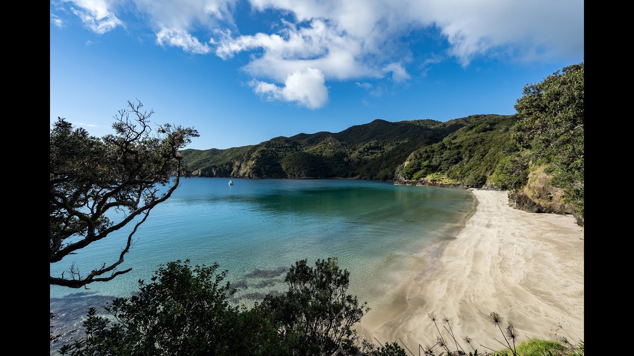 Oke Bay Lodge Bay of Islands Accommodation - YouTube
