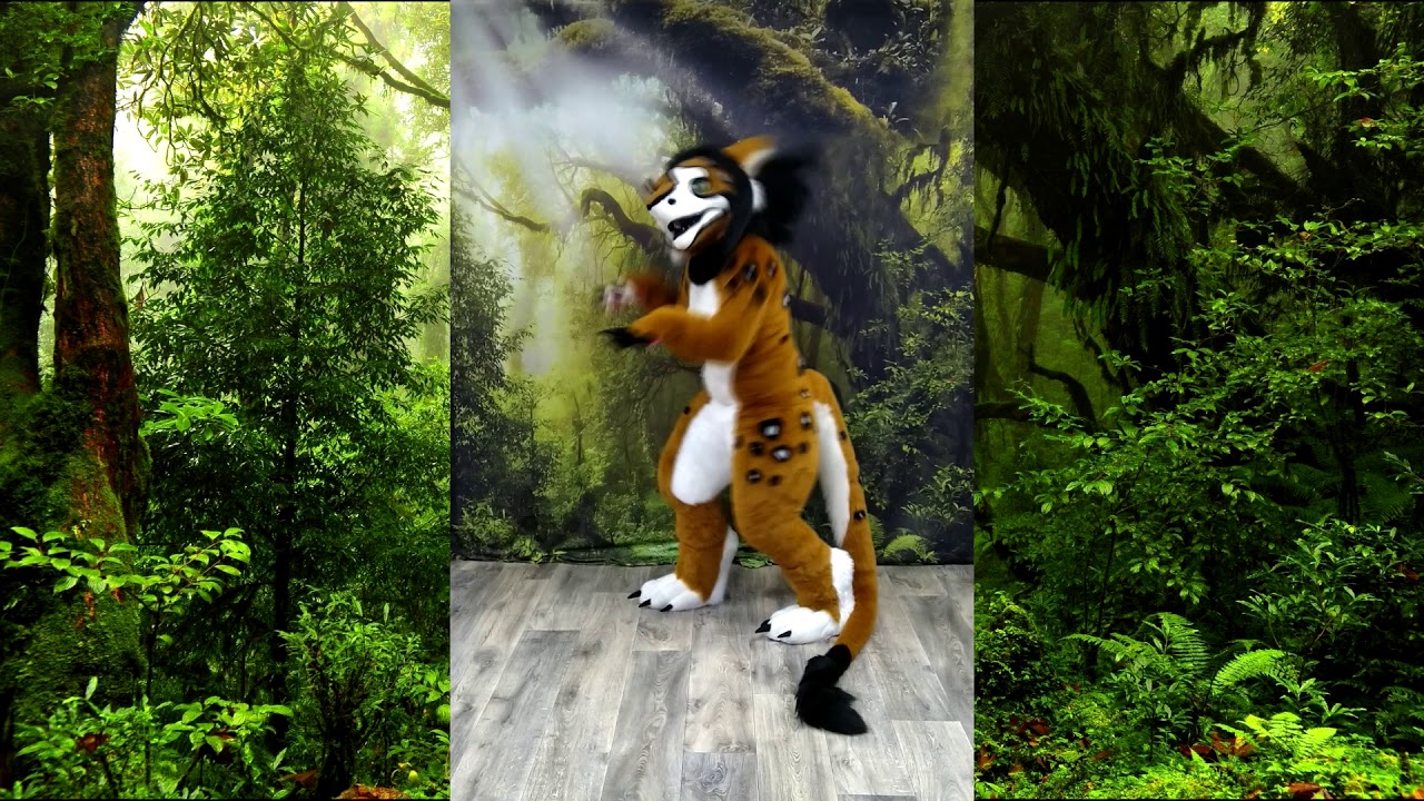Fursuit sergal - YouTube
