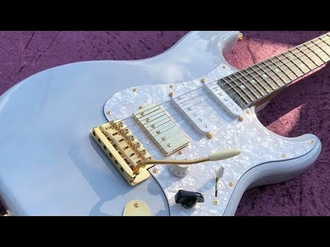 Uptown Groovy Blues Backing Track in D minor | SZBT 660 - YouTube