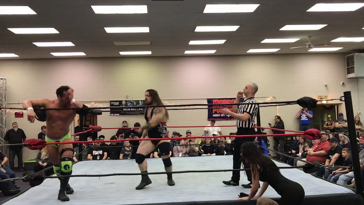 Dread King Logan vs Joe Coleman - YouTube