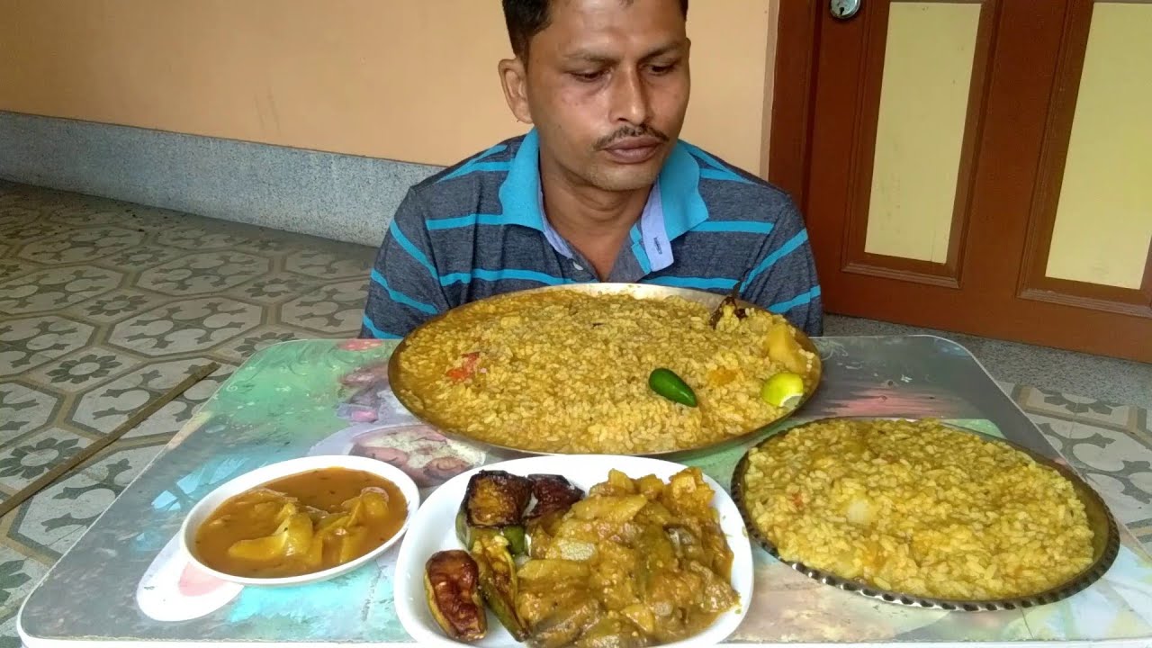 Du Thala Khichuri Khelam Sathe Only Labra ( Vegetable ) | Bengali Food ...
