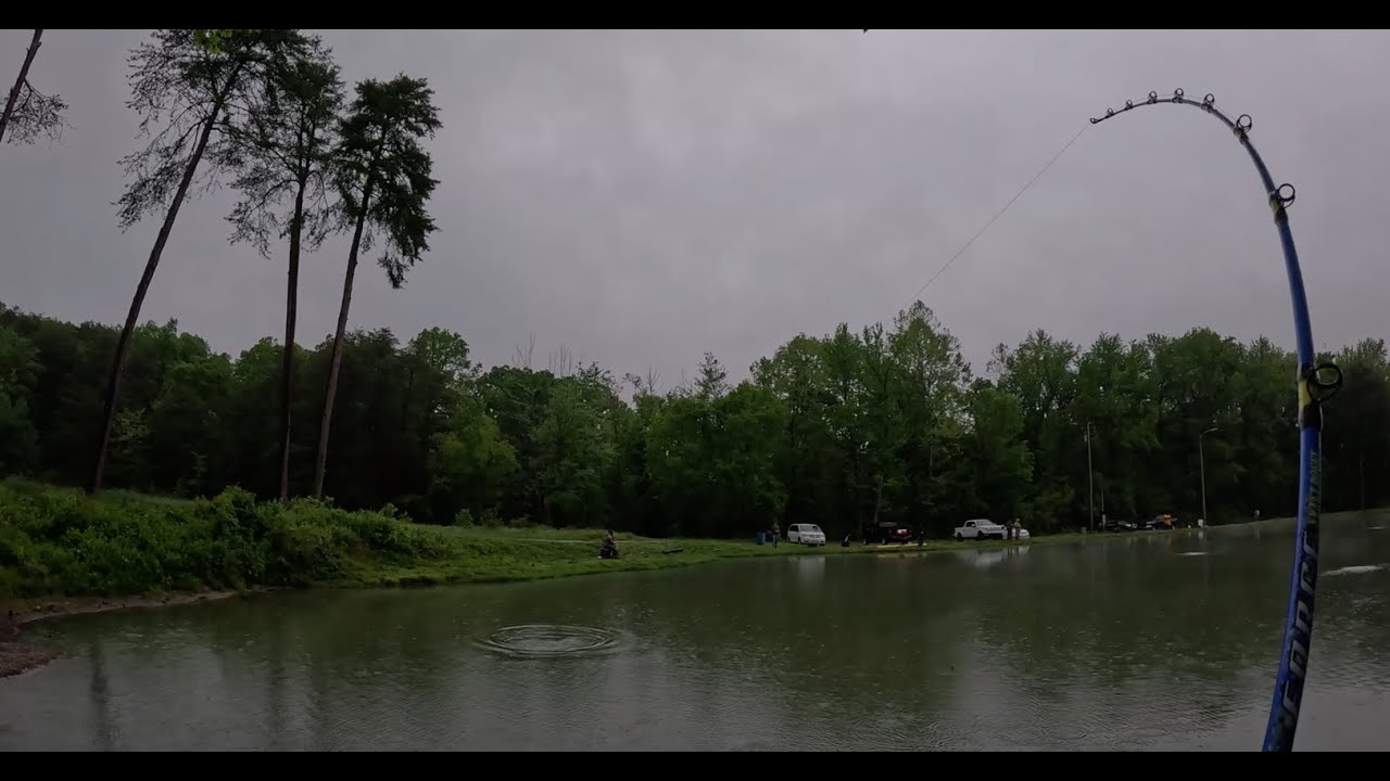 Fishing @ Last cast Pay lake with friends - YouTube