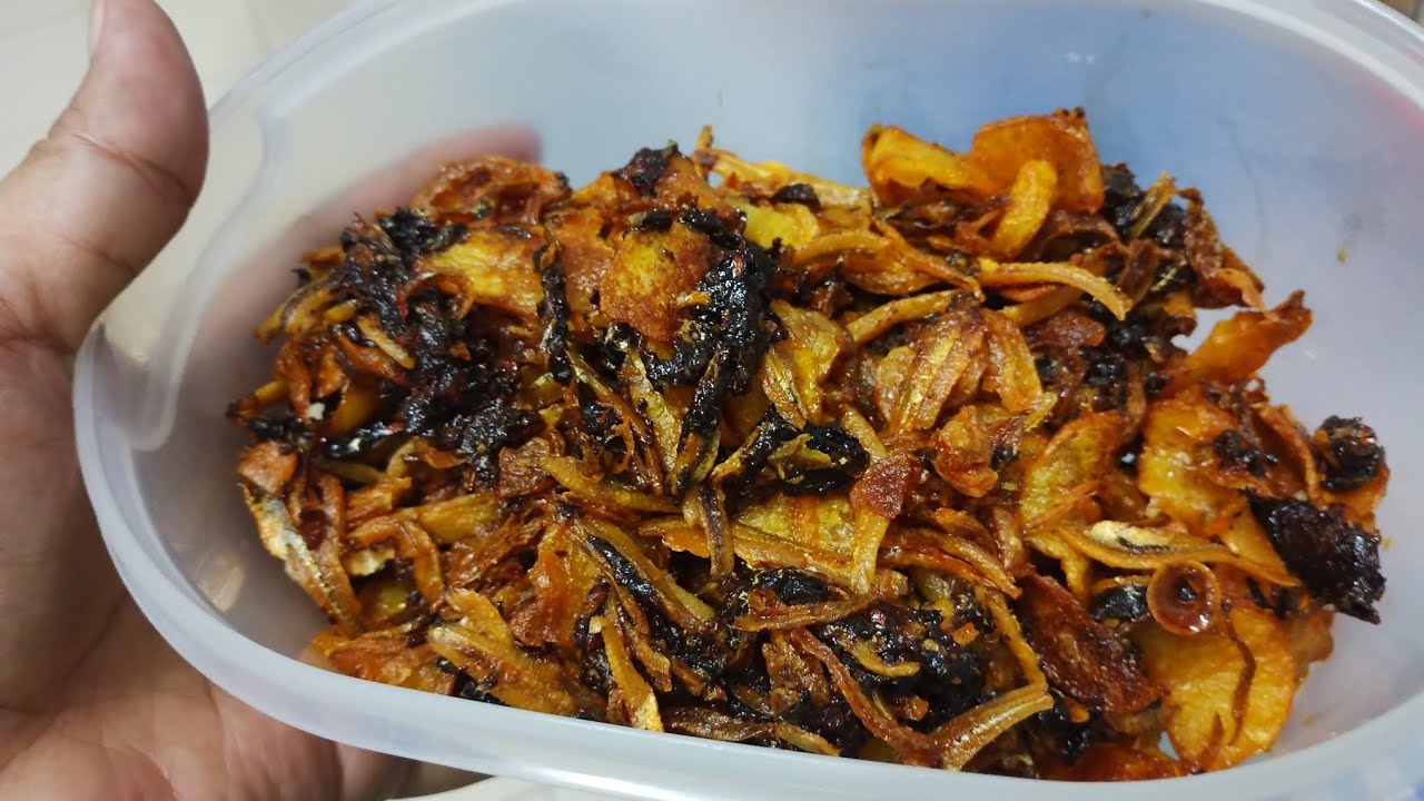 Resepi sambal ikan bilis kentang mami yang sedap dan simple - YouTube