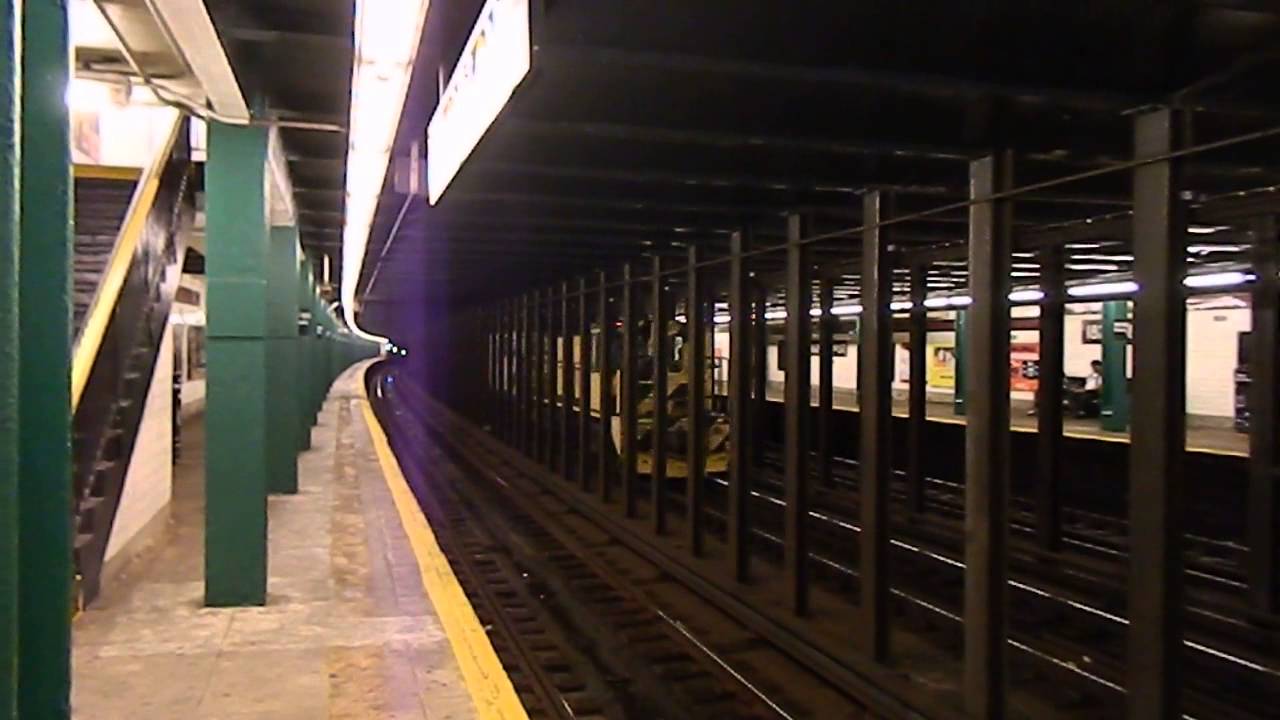 MTA New York City Subway 1983 GE SL50 50T Diesel Locomotive (R-77) #884 ...