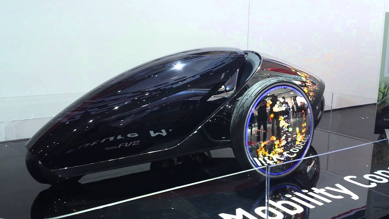 Toyota New High Tech Car at Auto show Detroit - YouTube