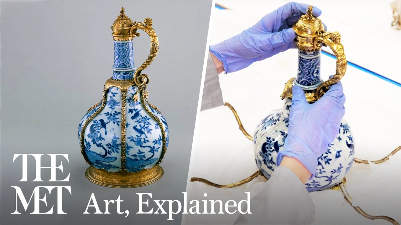How this English porcelain bottle mount embraces China with antiquity ...