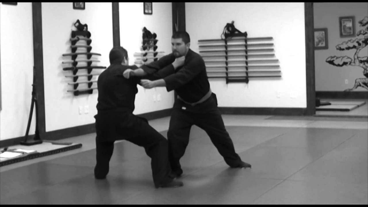 Sakugeki (搾撃) "Wrenching Attack" | Koto Ryu Koppojutsu (虎倒流骨法術) - YouTube