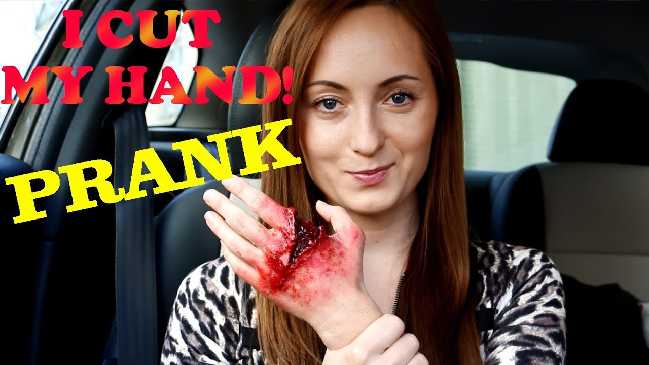 OMG I cut my hand - Funny Reactions - Prank - YouTube