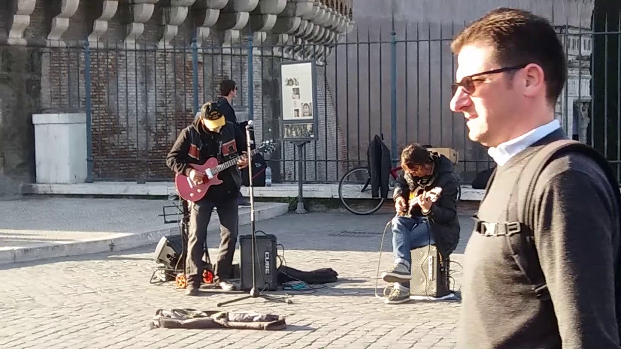 Child in Time (cover Deep Purple) street concert in Rome - YouTube