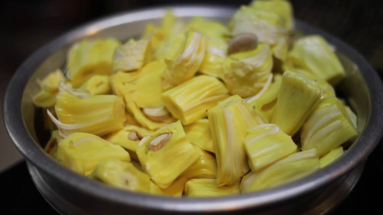 " Thavi "Kerala's traditional restaurant in kochi - YouTube