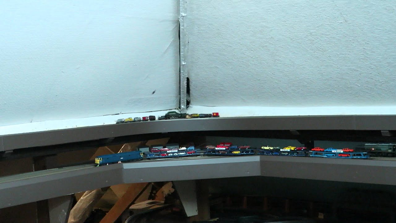 Rake of Lima Motorail Car Transporters pulled by a Lima Class 50 ...