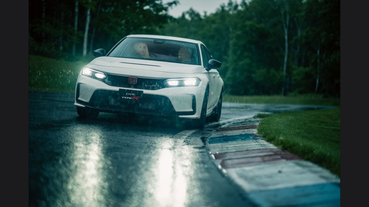 Honda Civic Type R FL5 1000 Miles Edition - YouTube