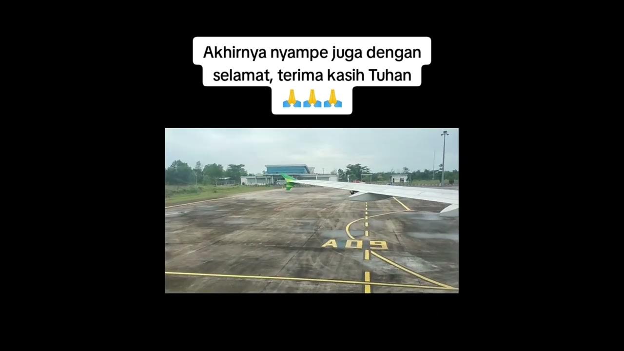 Pesawat Landing Bandar Udara Depati Amir Pangkal Pinang - YouTube