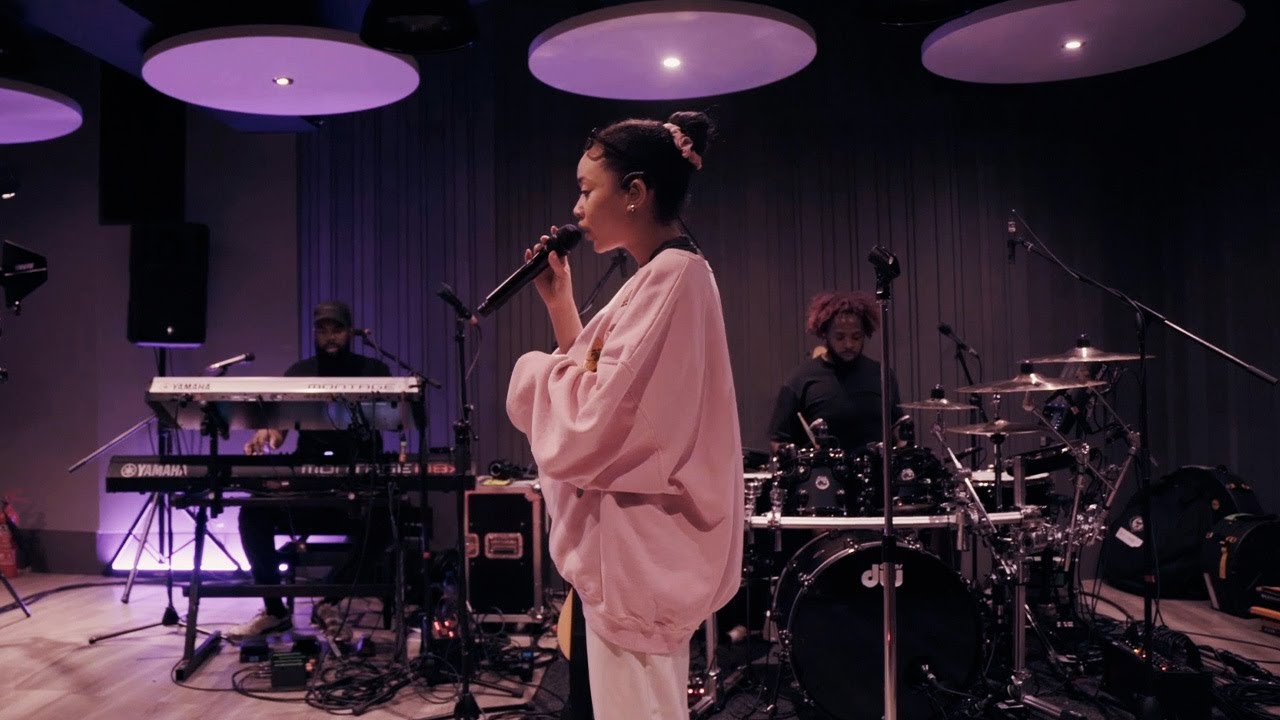 Griff - Anything Rehearsal (Live from Taylor Swift The Eras Tour) - YouTube