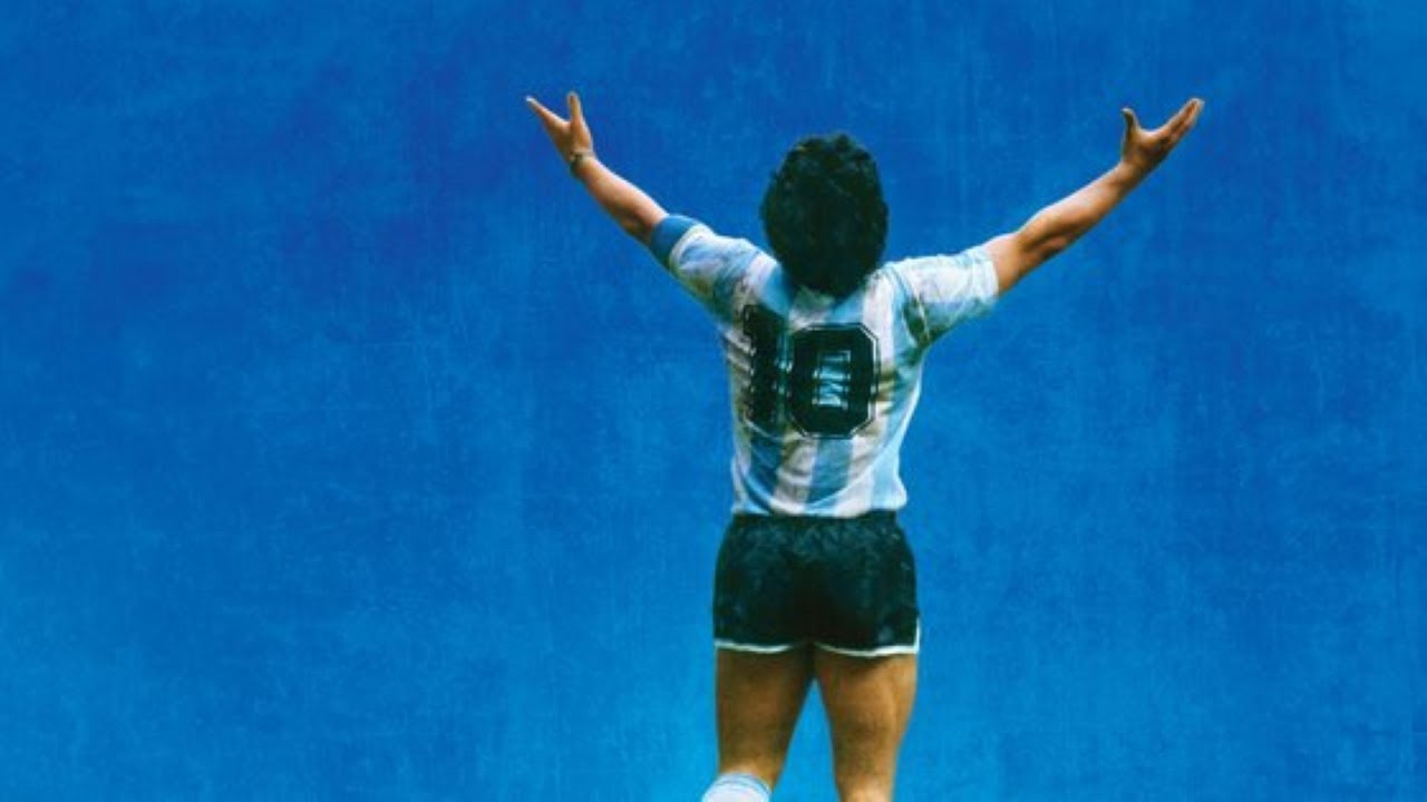 adieu le dieu du football - YouTube