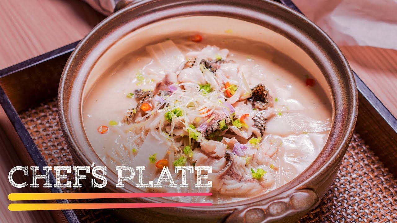 How New York’s Hunan Slurp Makes Its $30 Noodle Soup - YouTube