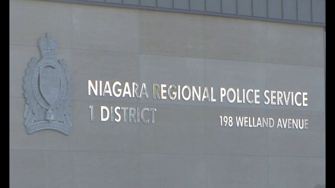 Niagara police to discuss body cameras as standard equipment - YouTube