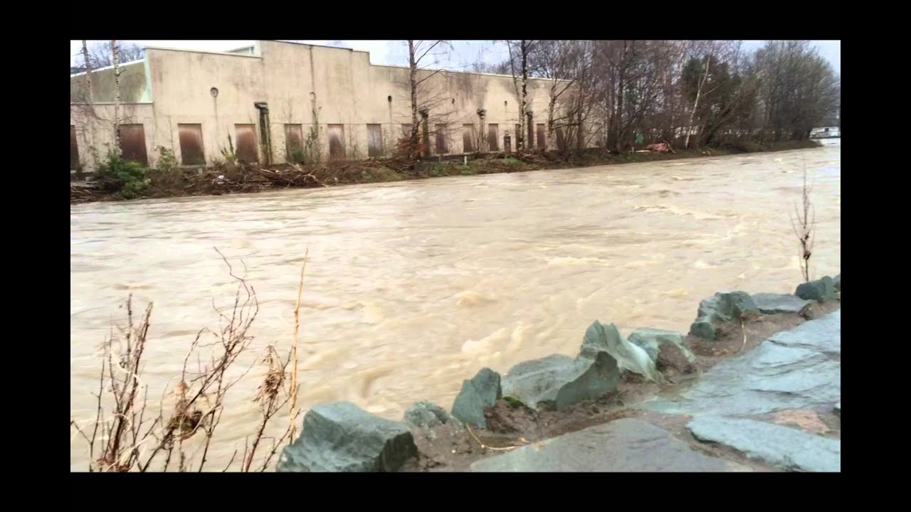 Keswick flood 2 - YouTube