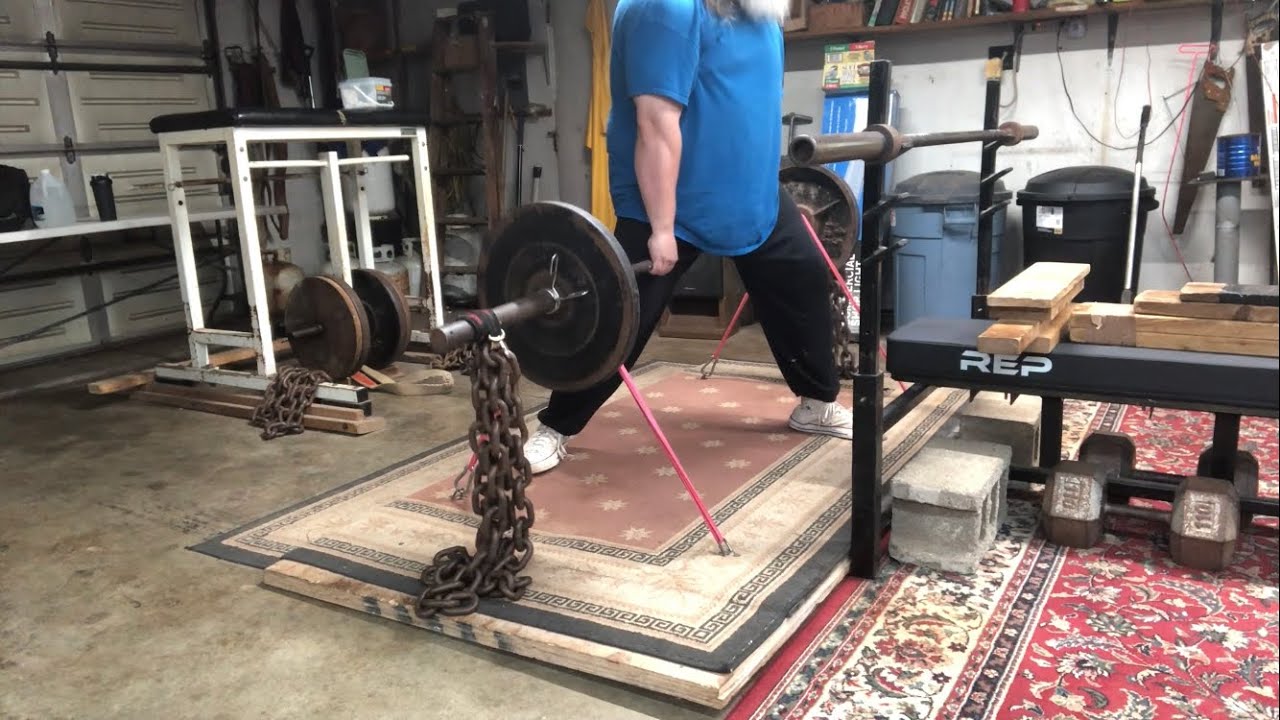 Jefferson deadlift with 2 chains and a double mini band! - YouTube
