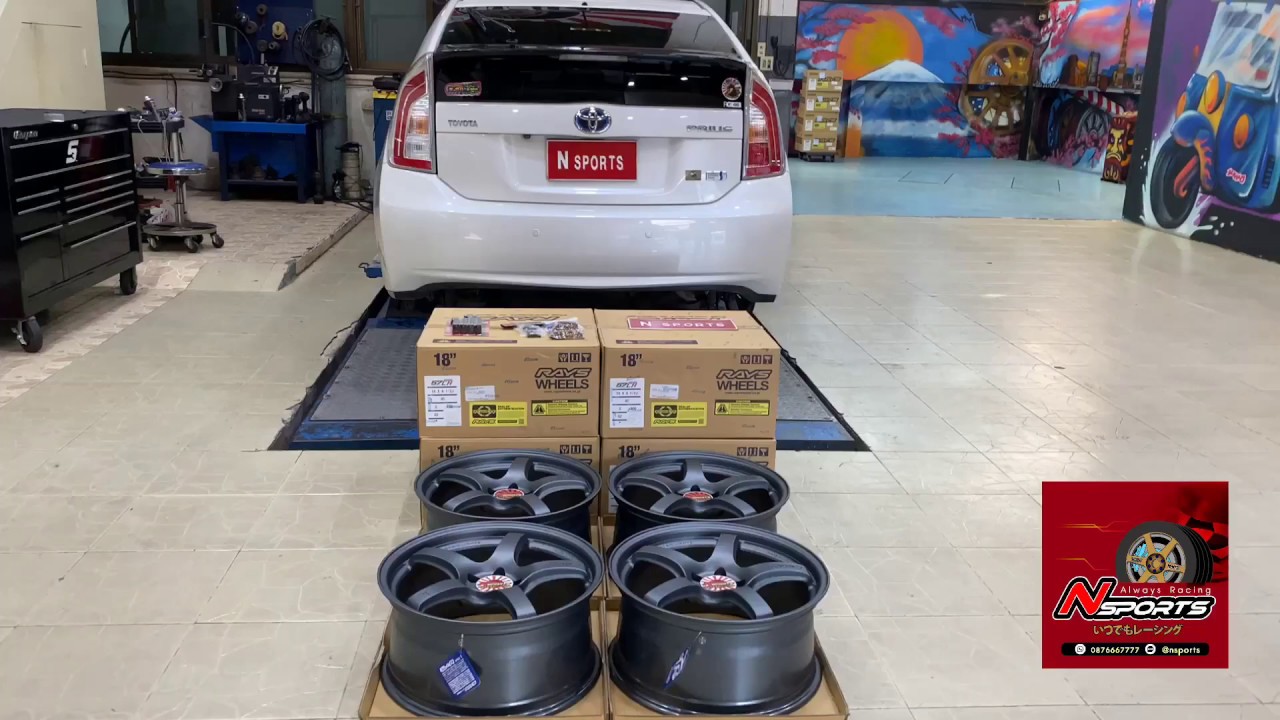 Toyota Prius จัดล้อ Rays Gramlights 57CR 18x8.5+45 5-100 พร้อมรัดยาง ...
