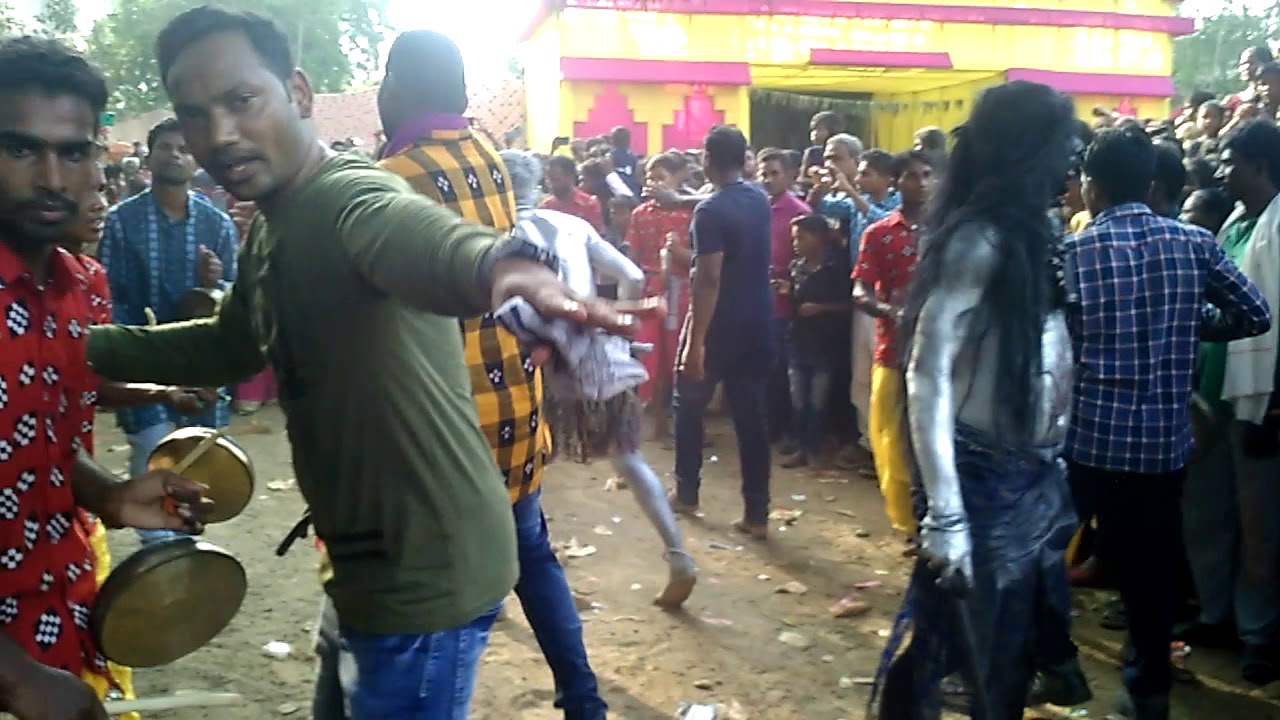 Chatar jatra ghanta baja - YouTube