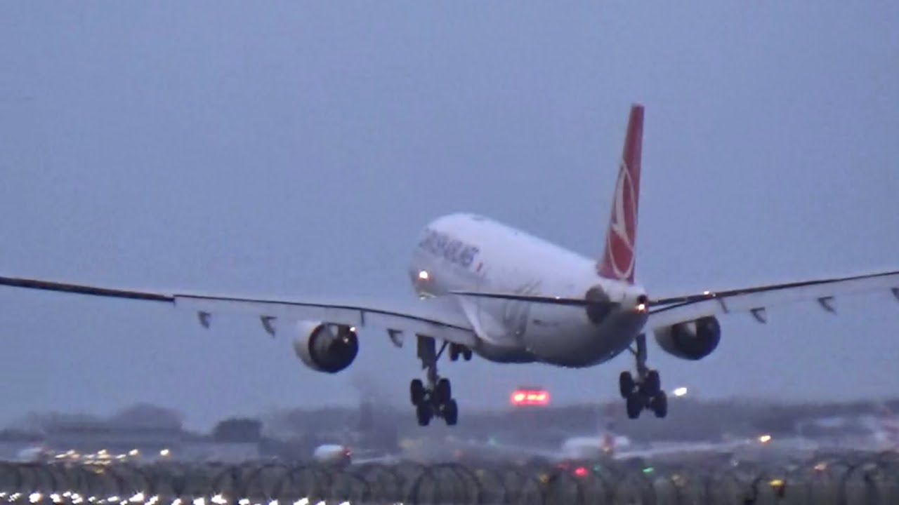 Turkish Airlines Airbus A330-223 [TC-JIR] landing at London Heathrow ...