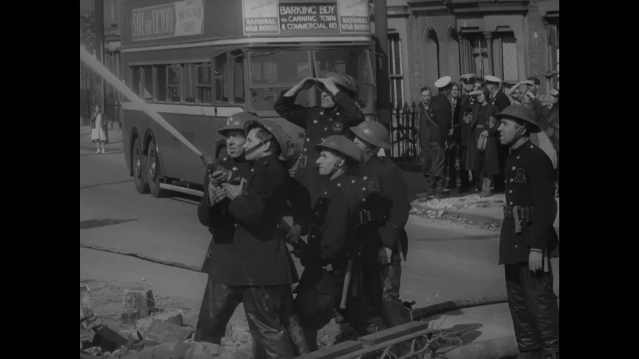 London under the Blitz 1940-1941 - Great Quality [ WWII Documentary ...