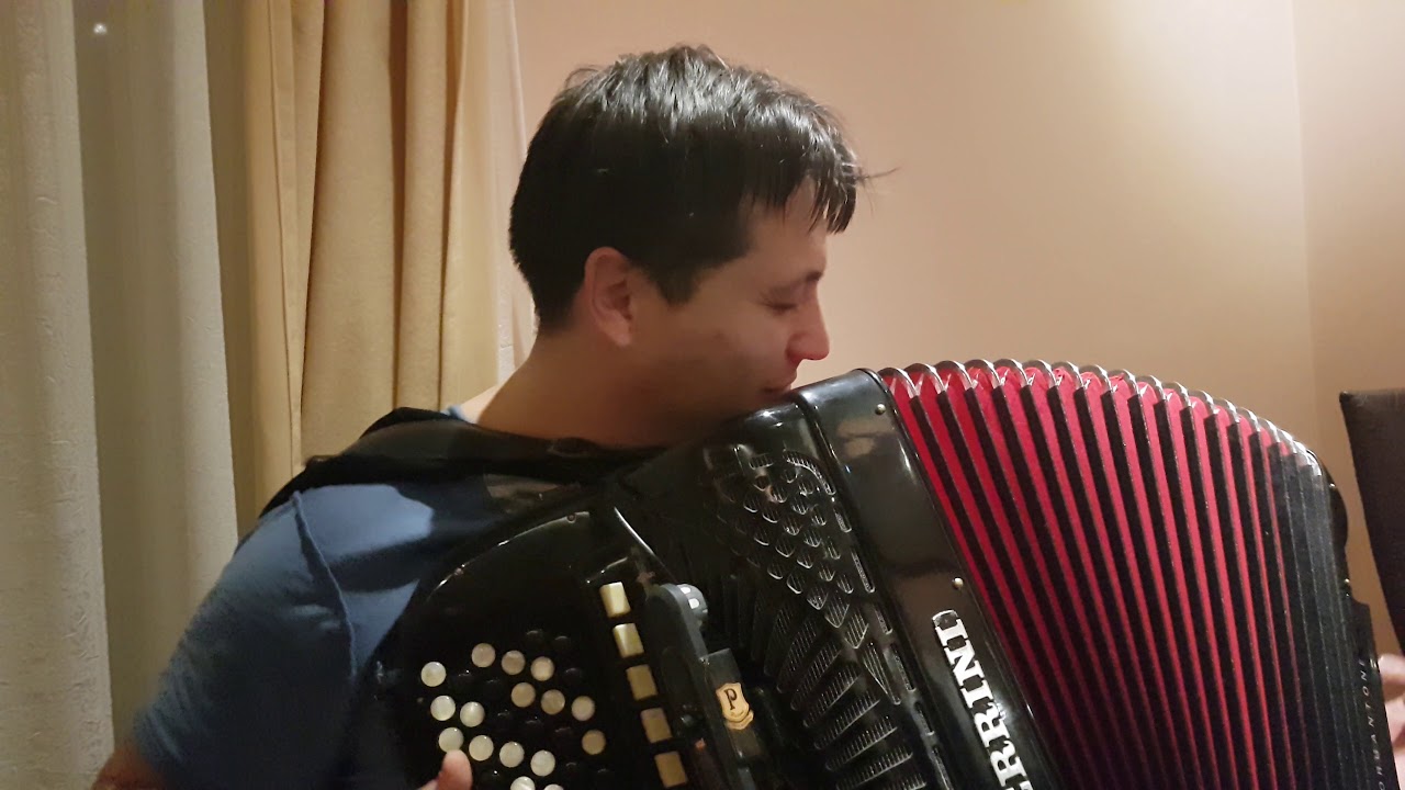 Darko Antic - Kabare - kolo Legende Sinise Matejica - YouTube