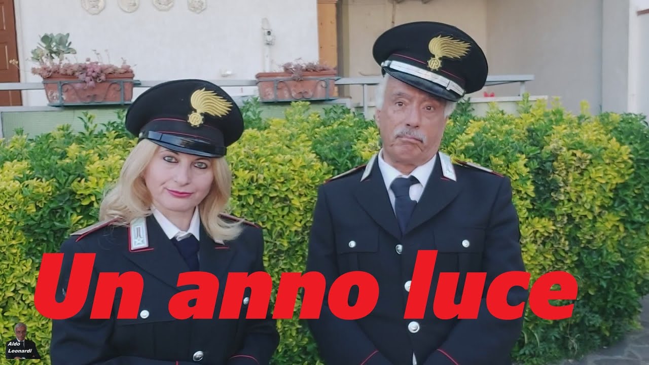 Anno luce - YouTube