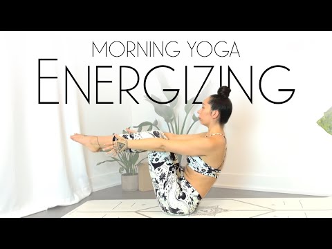 10 Minute Energizing Yoga | 30 Day Yoga Challenge | Day 15