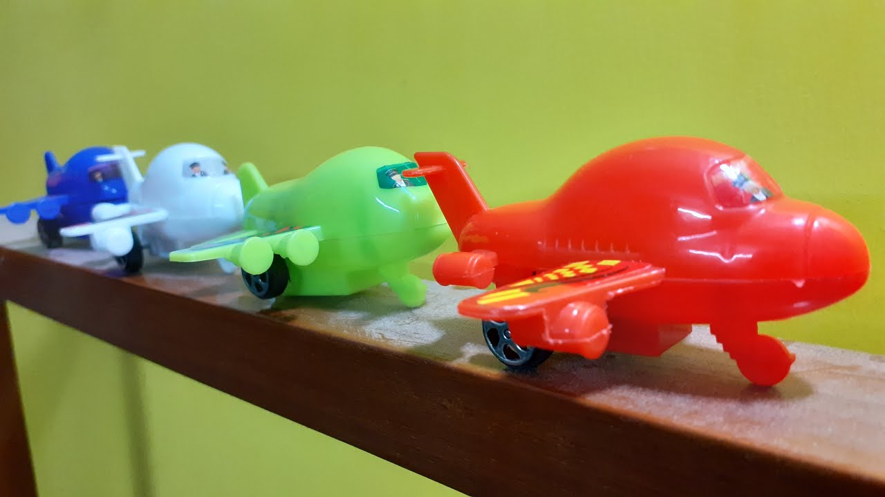 airplane review airplane collection presentation airplane driving ...