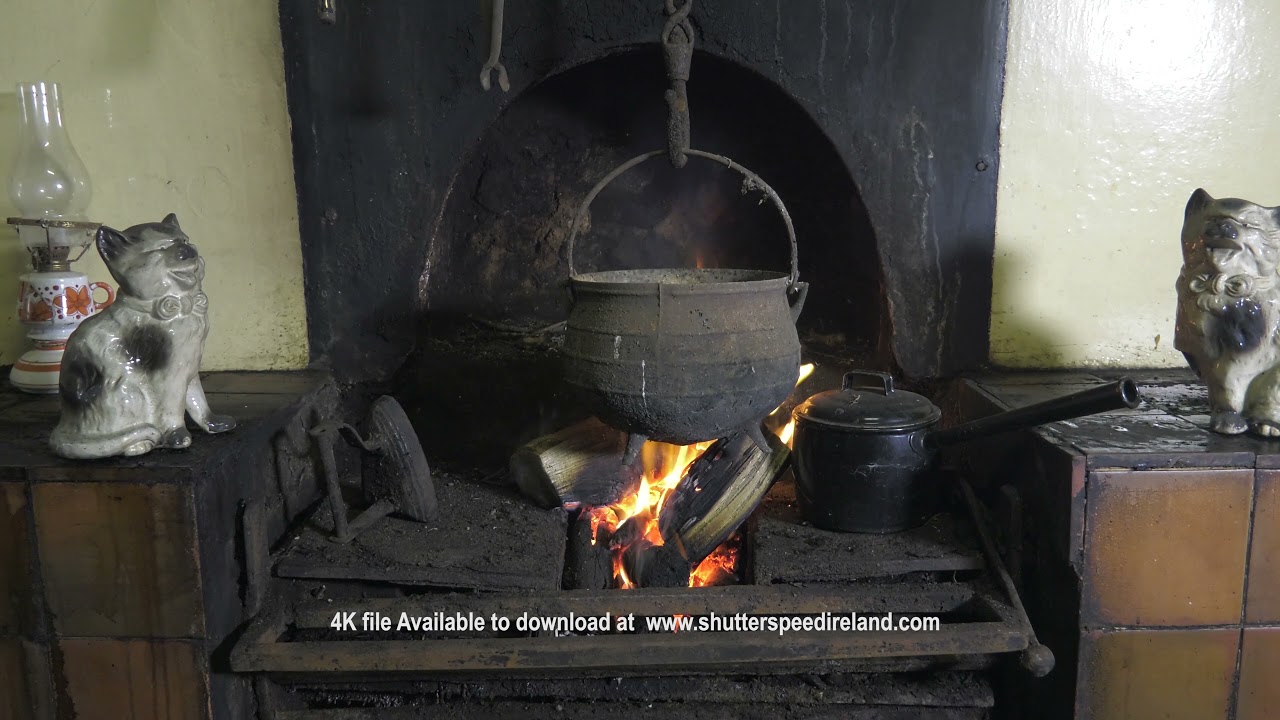 Sticks Blocks and Peat Turf burning in an open fire in Ireland 7 4K ...