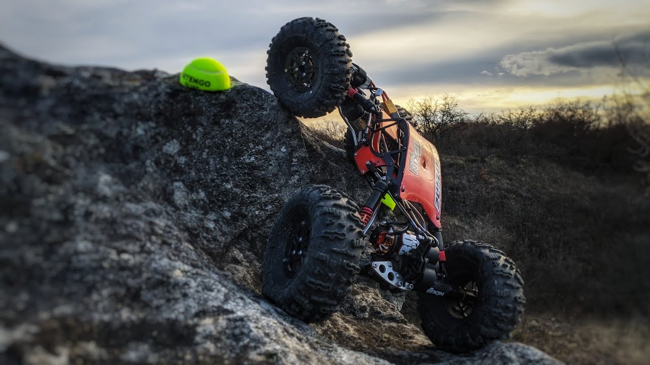 Axial XR10 MOA Comp Crawler Gate Practice 2 - YouTube