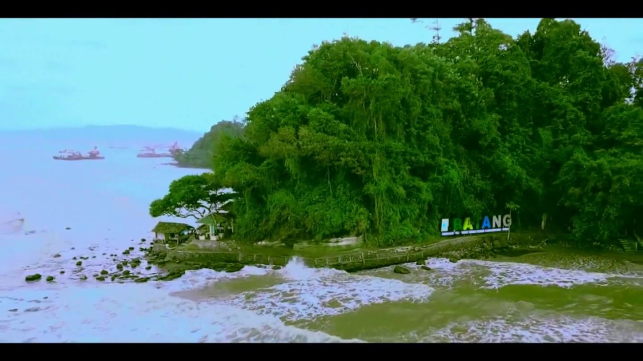 Wisata Batang Pantai Ujung Negoro & Curug PagiLaran - YouTube