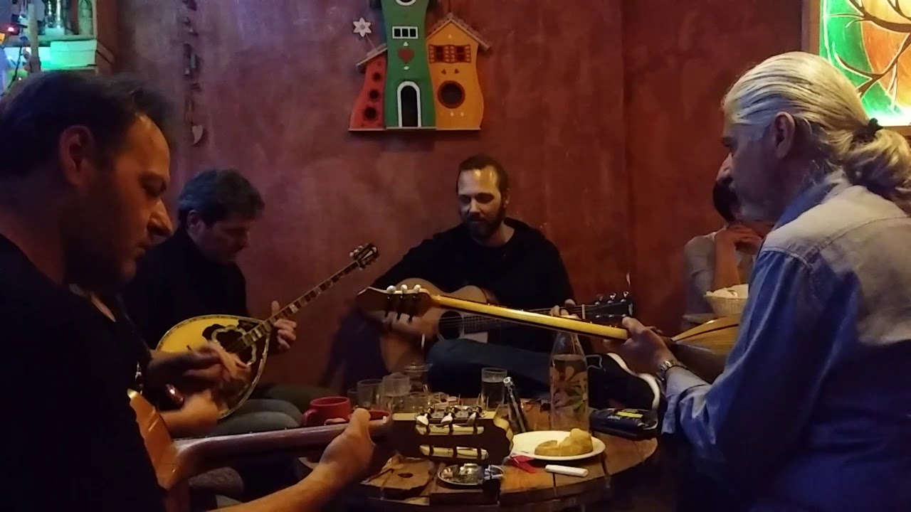 Γι'αυτά τα μαύρα μάτια σου (Β. Τσιτσάνης, 1939) - YouTube