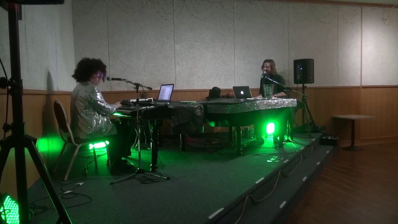 Andy Craig and Dueling Pianos 2017 - YouTube