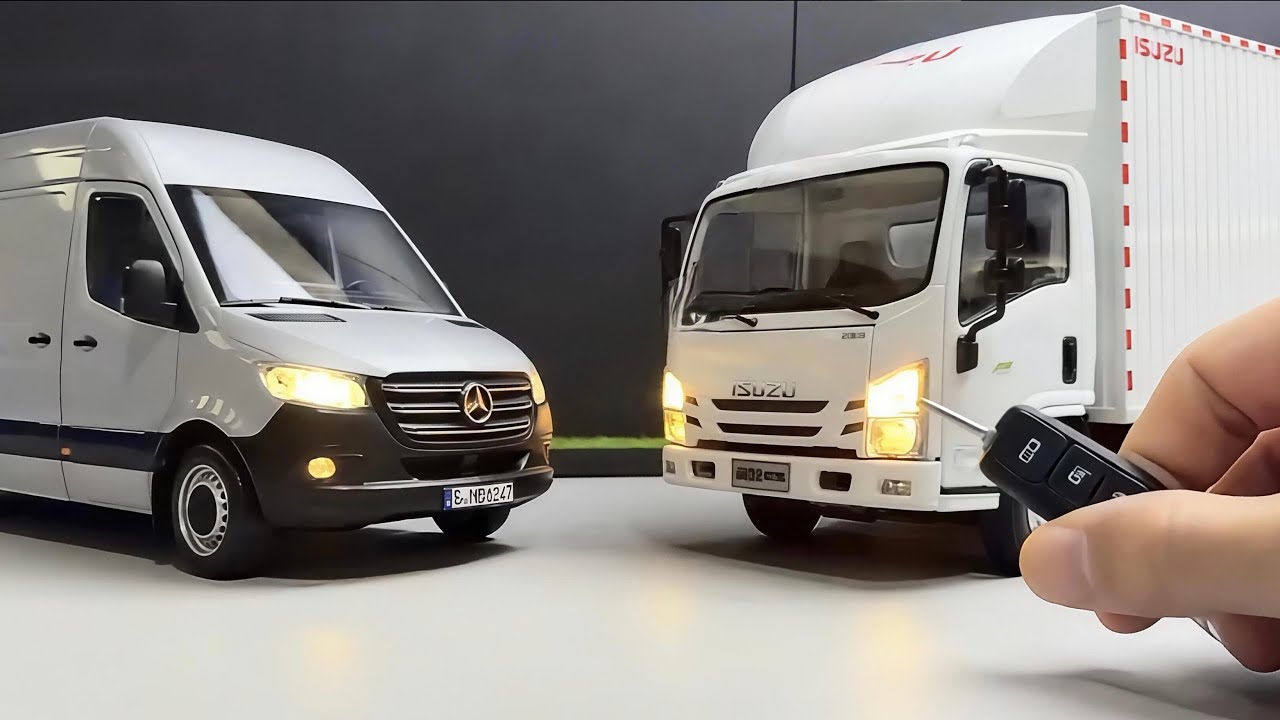 Pickup Truck vs Minibus | Isuzu NPR & Mercedes Sprinter Diecast ...