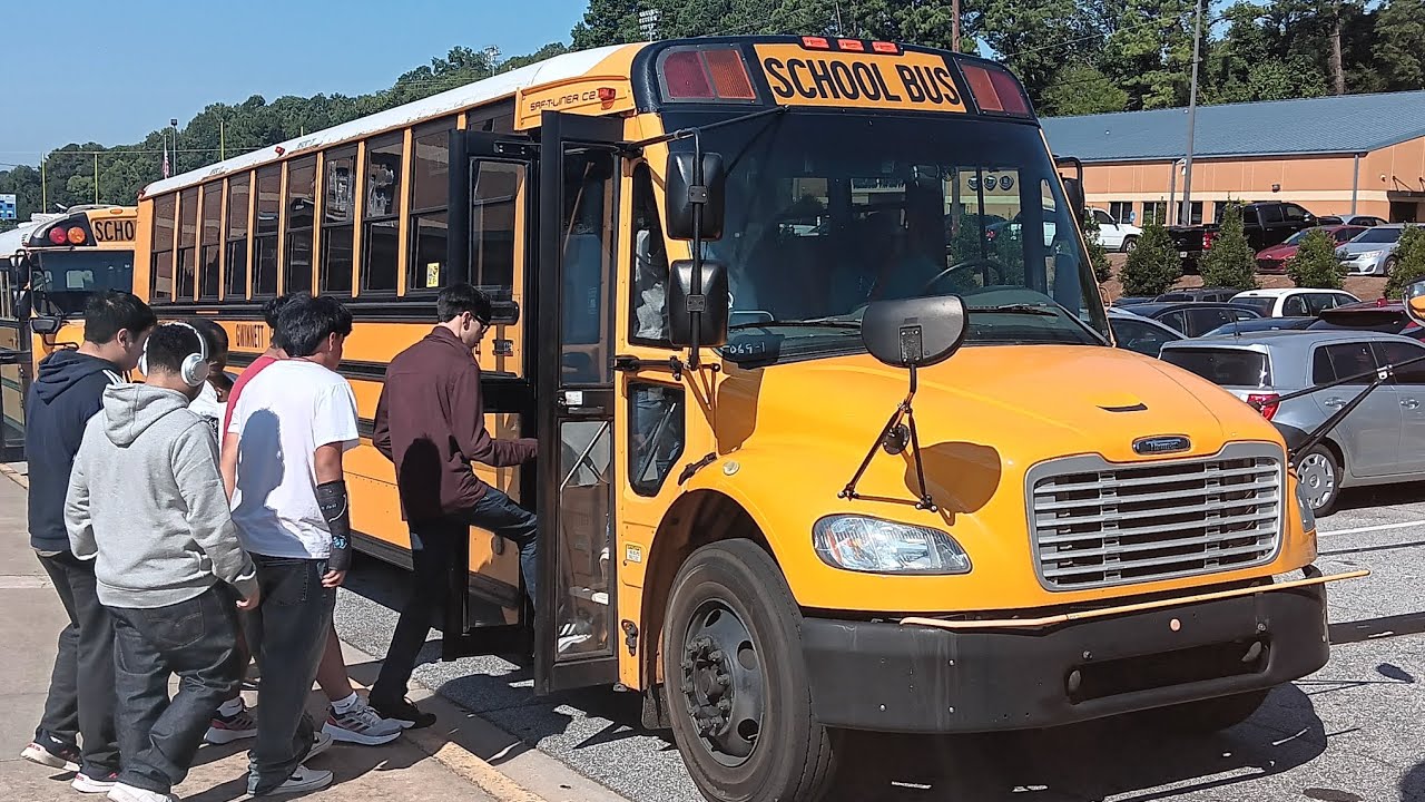 Bus ride adventures Season 10 Episode 20:I rode on 3184 a 2015 Thomas ...