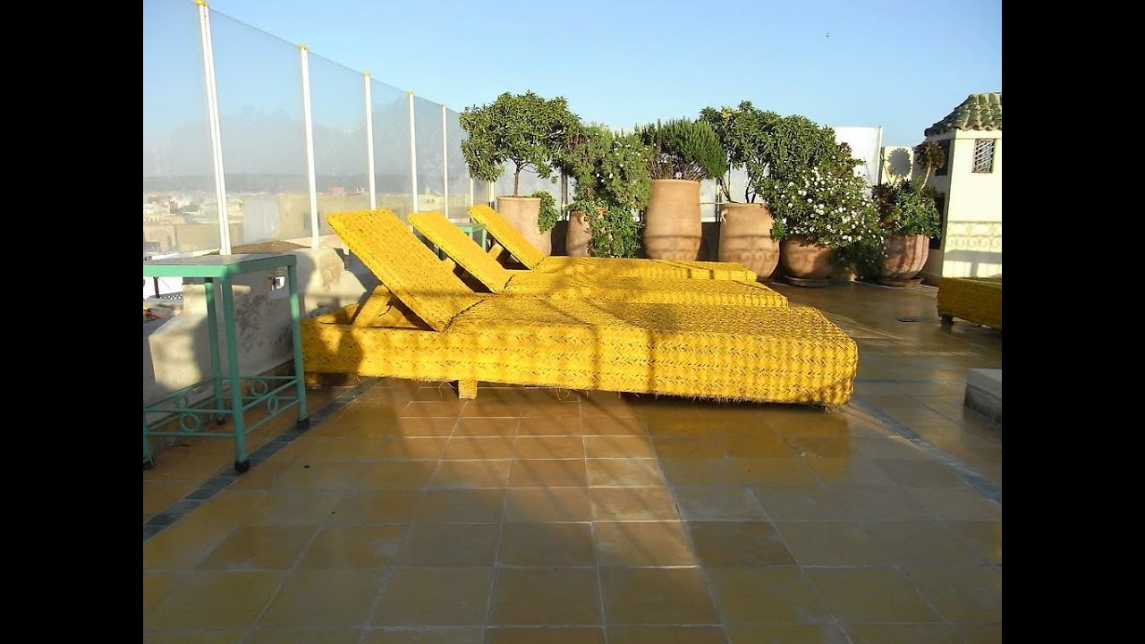 Riad Lalla Mira, un Riad chargé d'histoire - YouTube