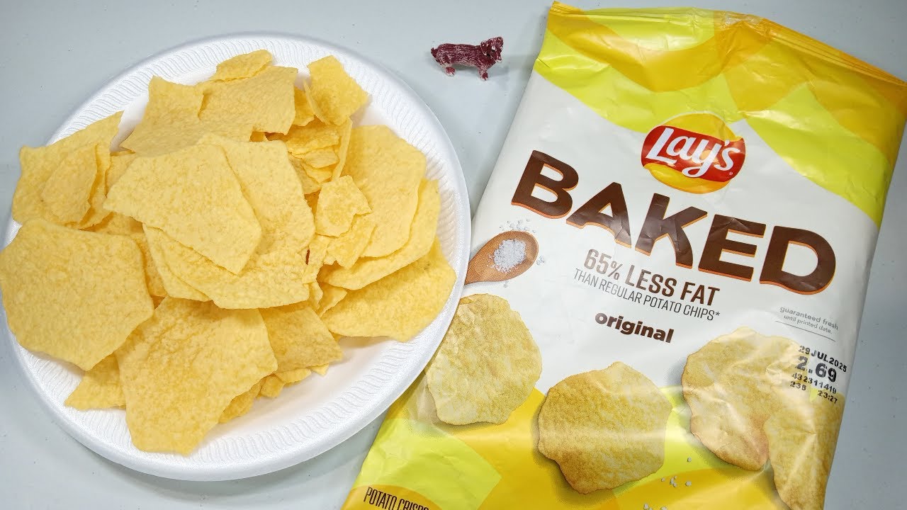 Unboxin Doxin - Lay's Baked 65% Less Fat Original Potato Chips - YouTube