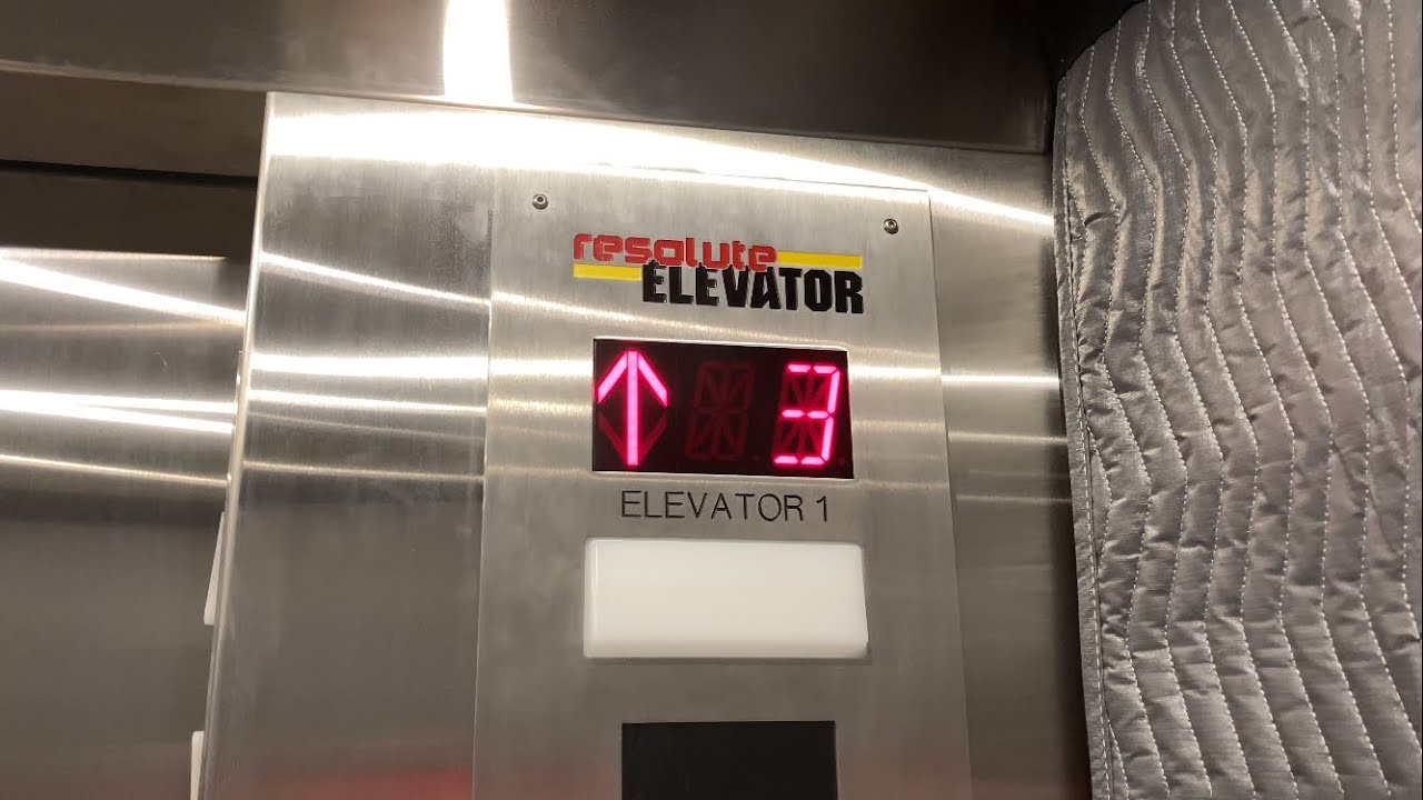 924. Modernized Dover Hydraulic Elevator at The Edge @ Midtown ...