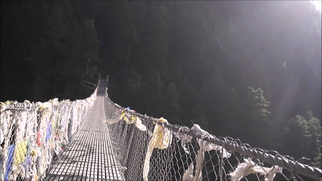 Hillary suspension bridge, Nepal, Everest base camp trek - YouTube