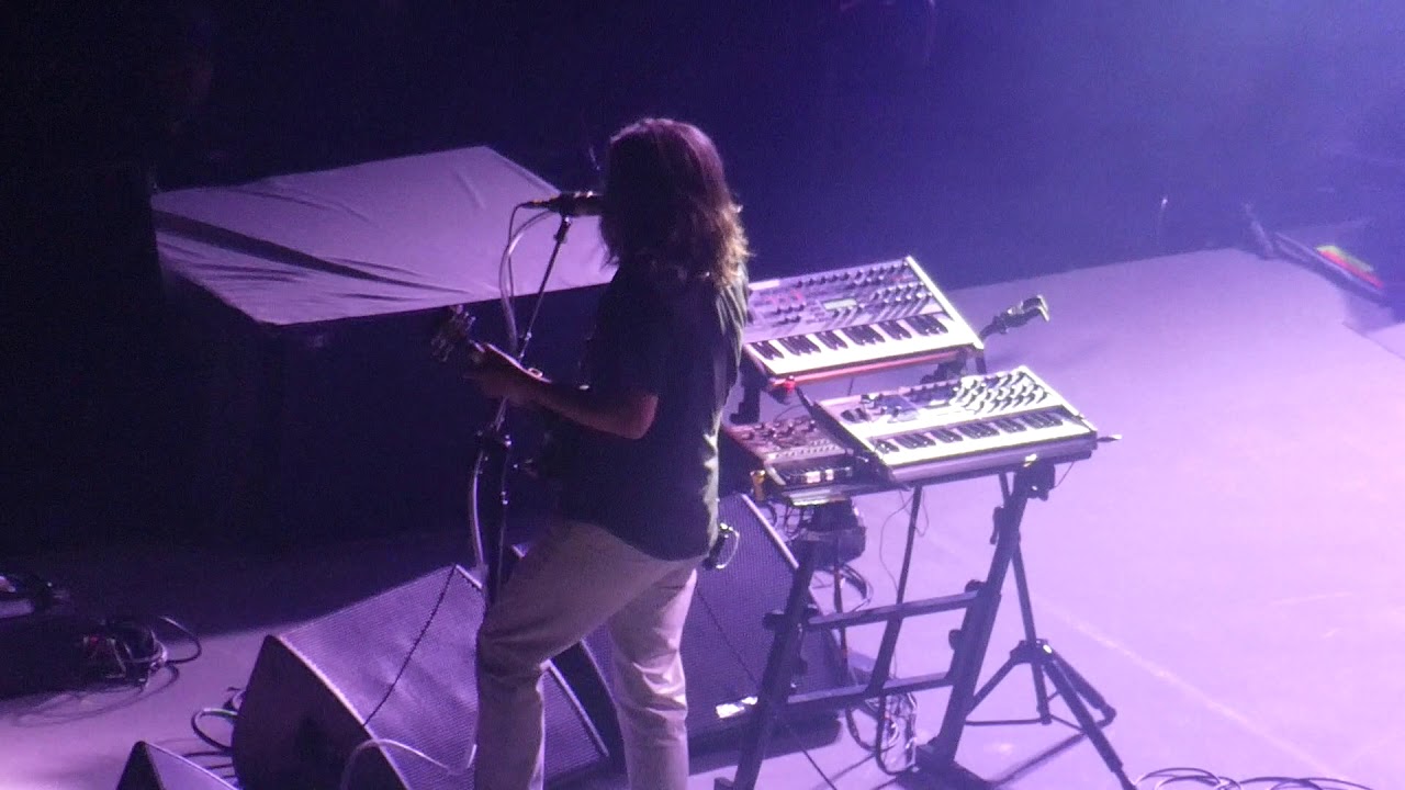 "Jambi" Tool@Wells Fargo Center Philadelphia 11/18/19 - YouTube