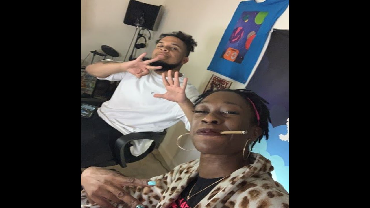 Sessions With Stephanie Episode 13 with rapper Aske - YouTube