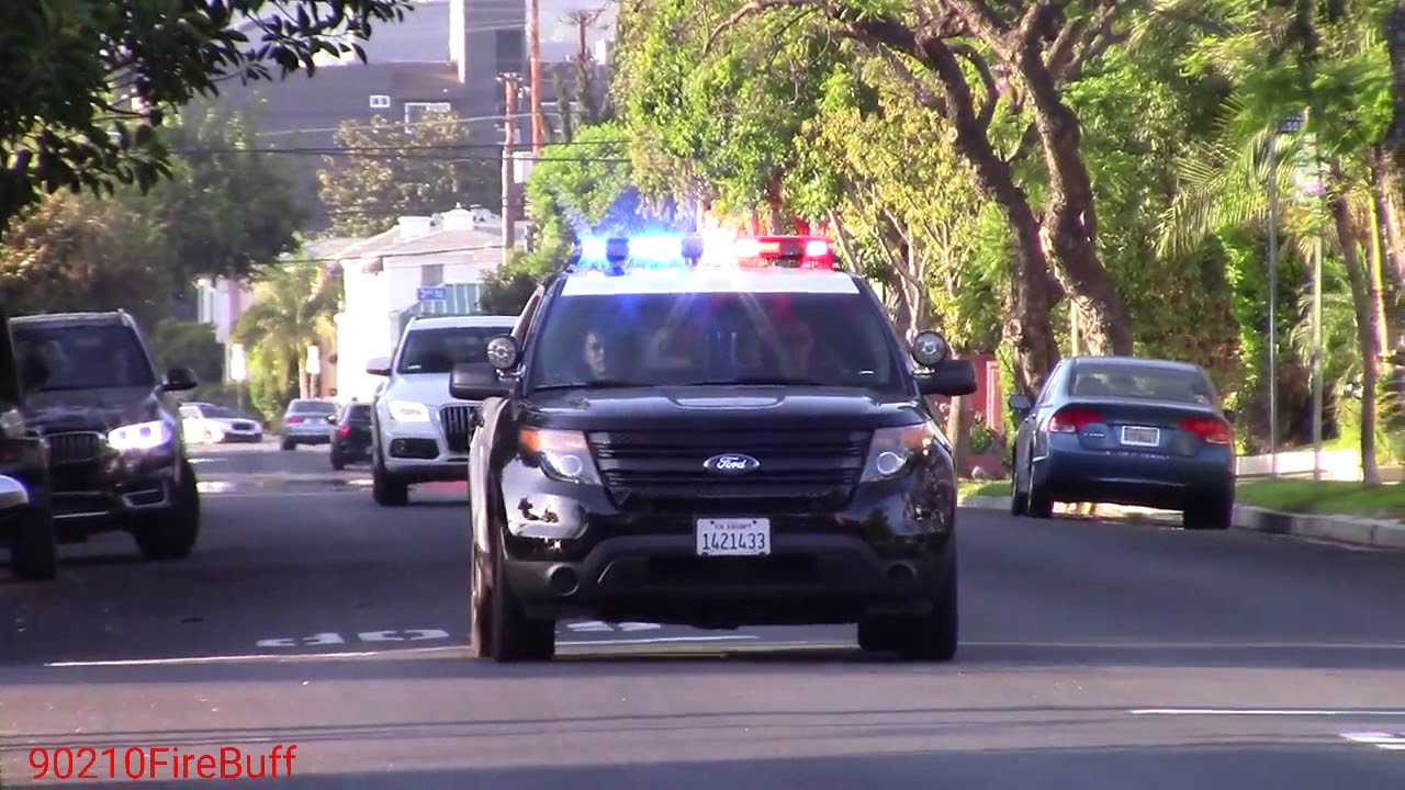 LAPD Ford Explorer Responding (Manual Siren) - YouTube