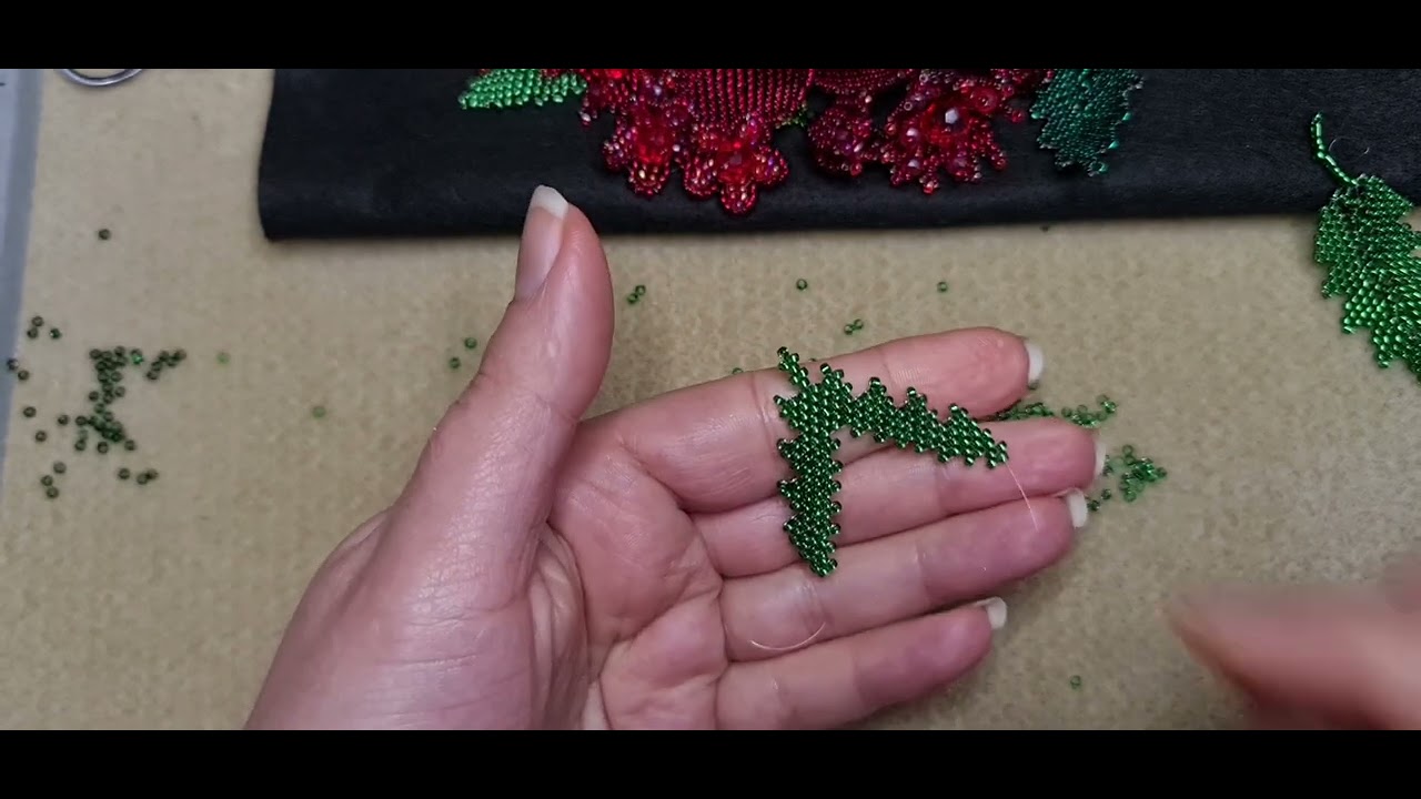 Beaded leaf tutorial part 2 🍃 - YouTube