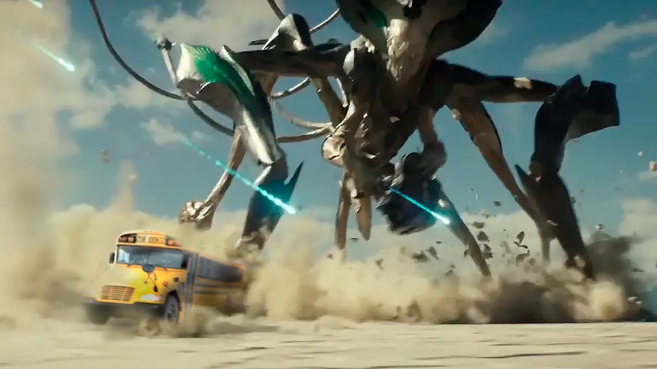 A school bus was attacked by an alien creature that invaded Earth - YouTube